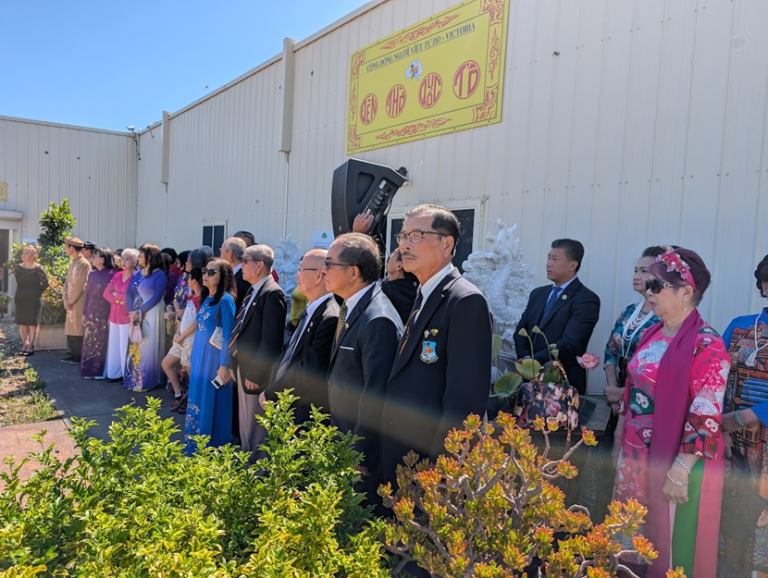 Mừng Ngày Quốc Khánh Úc 26/1 và gây quỹ Hội chợ Tết tại Footscray Park ...